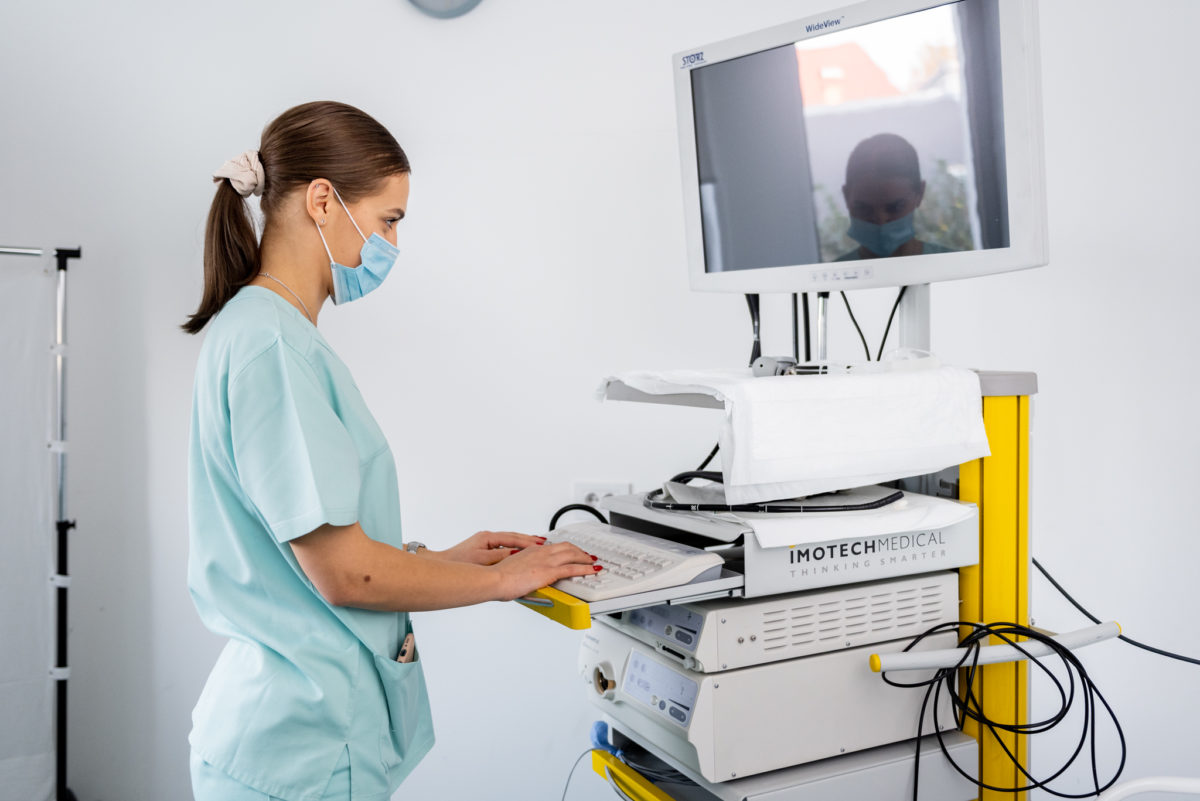 Kolonoskopija - rana dijagnoza tumora i uklanjanje polipa - Poliklinika ...